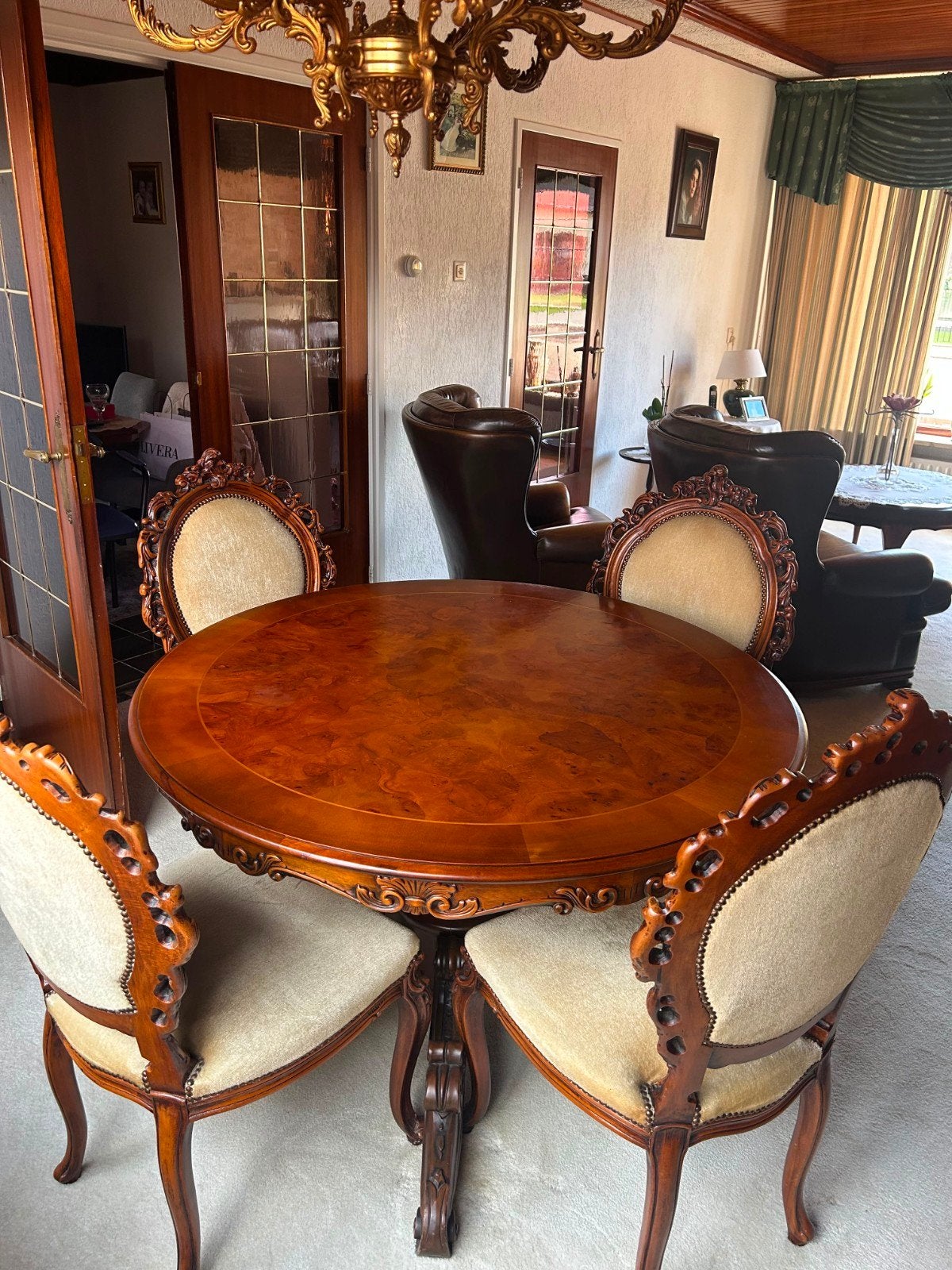 ≥ Prachtige Antieke Eetkamerset - Tafel en 4 Stoelen — Antiek | Meubels ...