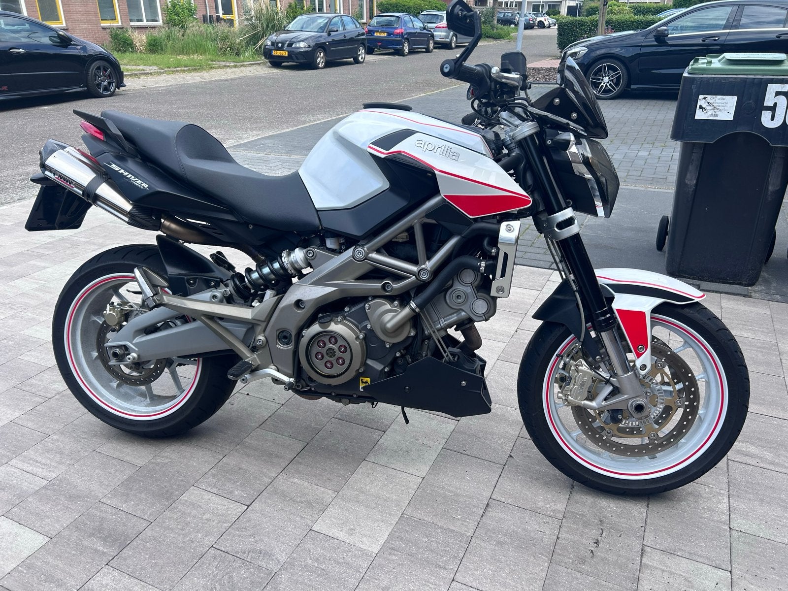 ≥ Aprilia Shiver 750 - 2009 - Naked Bike — Motoren | Aprilia — Marktplaats