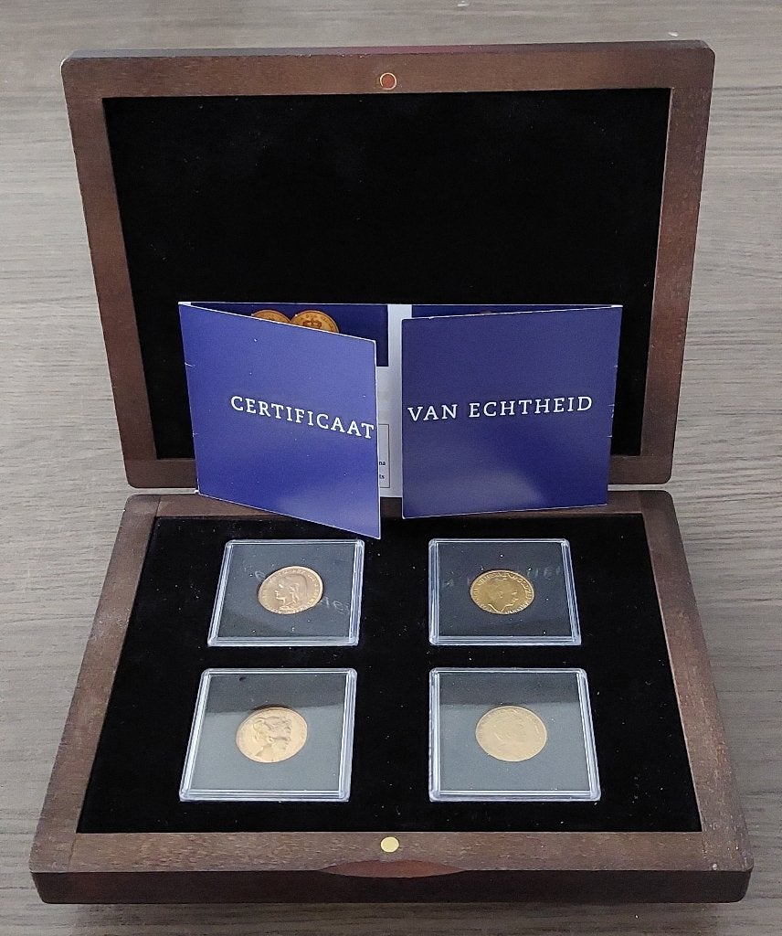 ≥ Gouden tientjes 1897-1898-1912-1927 (4 portretten Wilhelmina ...