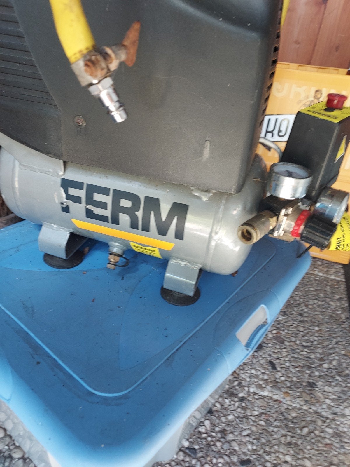 ≥ FERM Compressor CRM1041 - 6 liter, 8 bar — Compressors — Marktplaats