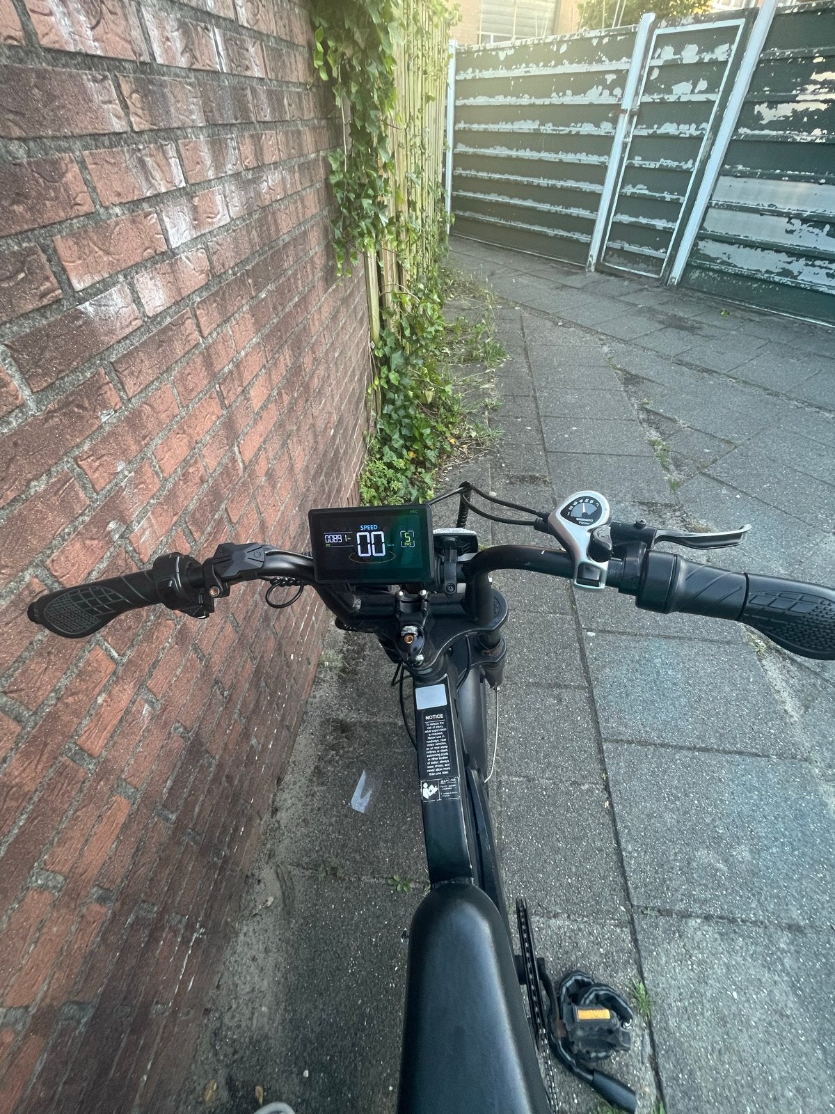 ≥ Fatbike v20 - Robuuste elektrische fiets — Elektrische fietsen ...