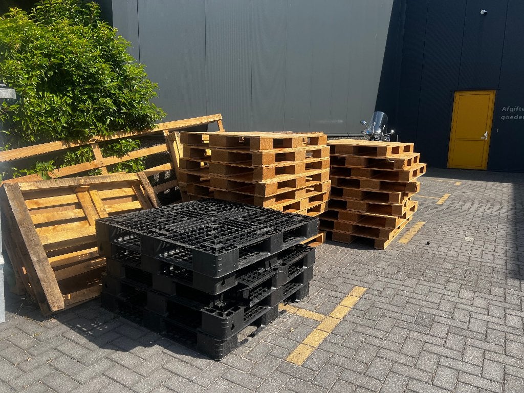 ≥ Gratis pallets! — Hout en Planken — Marktplaats