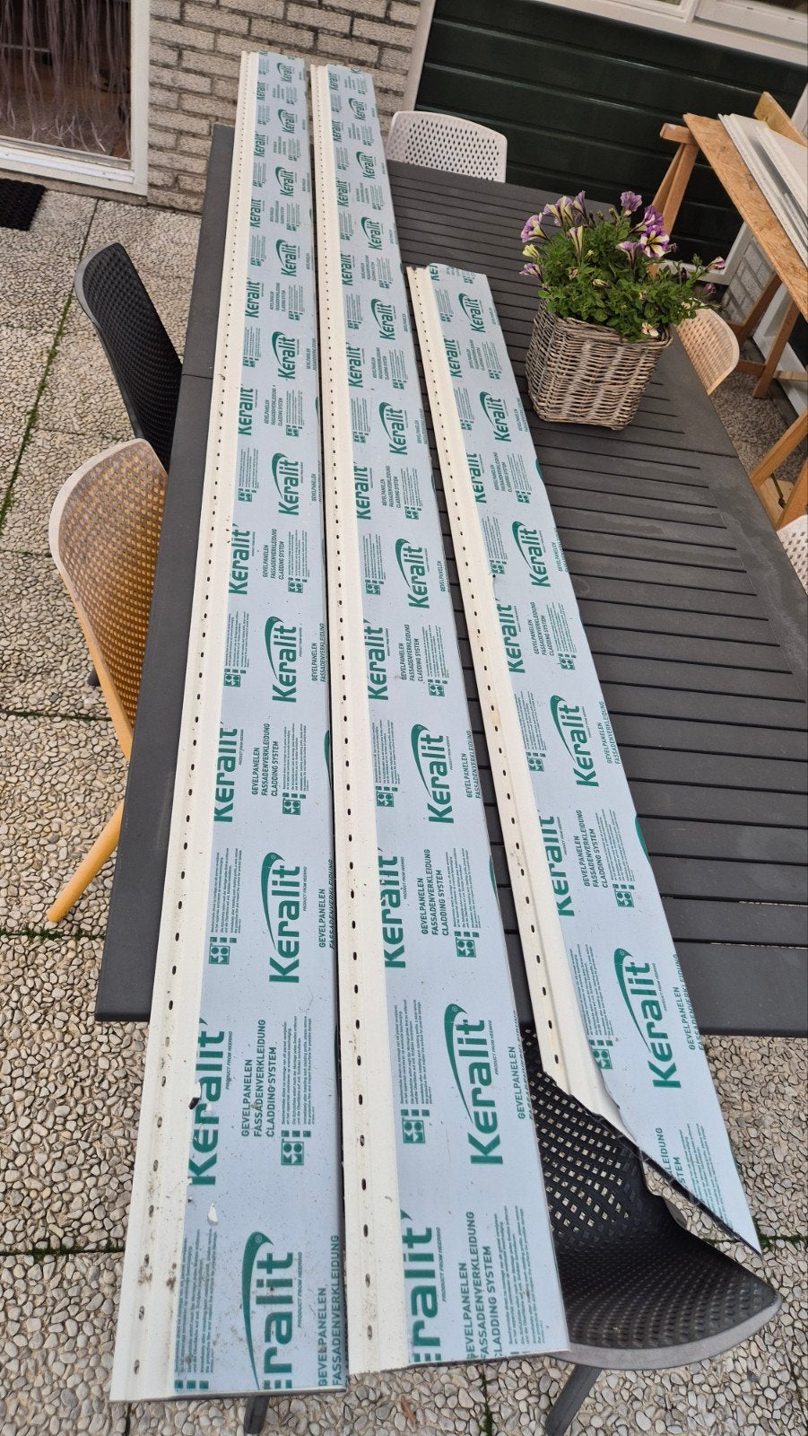 ≥ Keralit gevelpanelen 145mm, wit RAL 9010 (restpartij) — Platen en ...