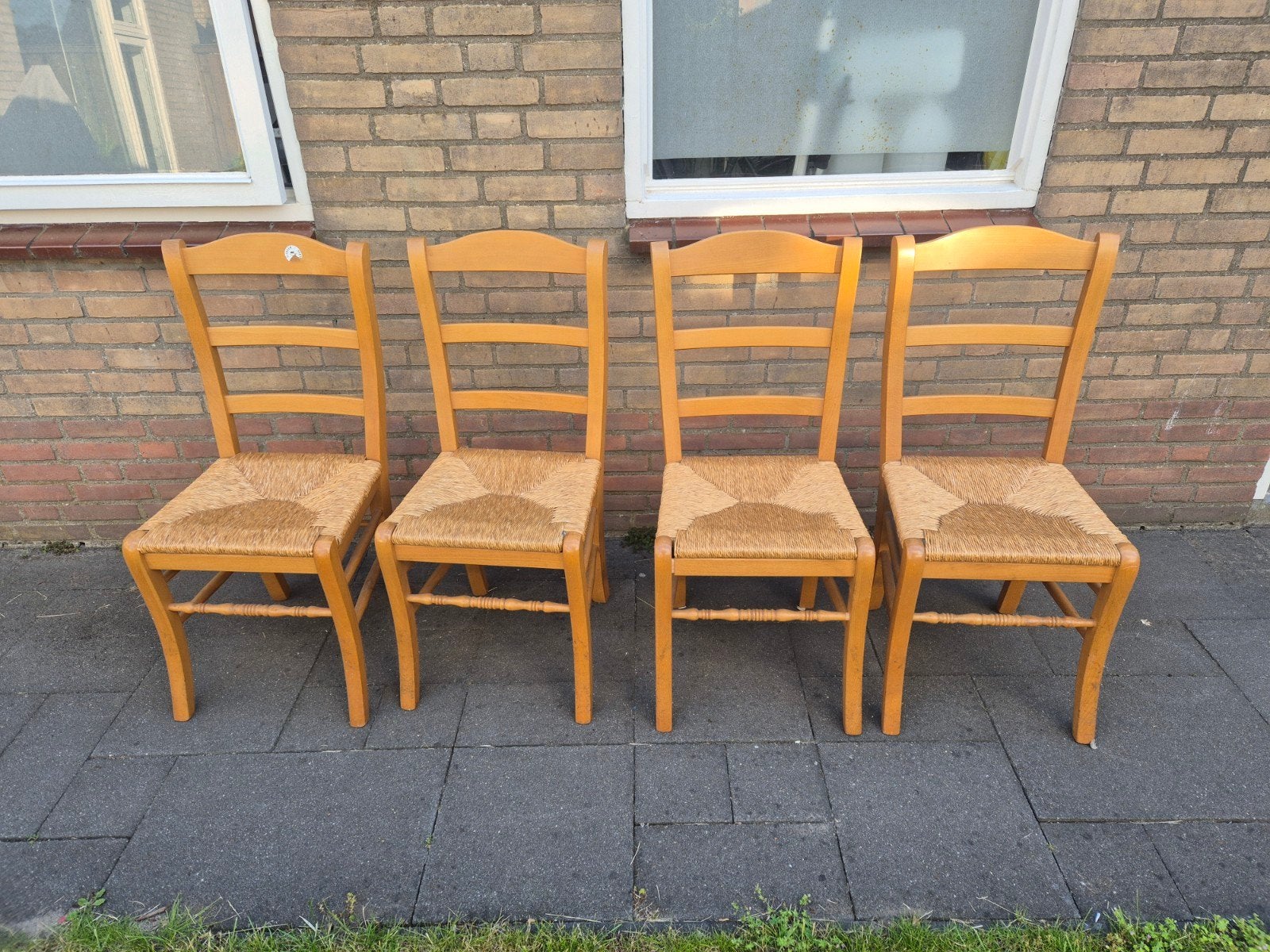 ≥ Set van 4 houten stoelen met rieten zitting — Stoelen — Marktplaats