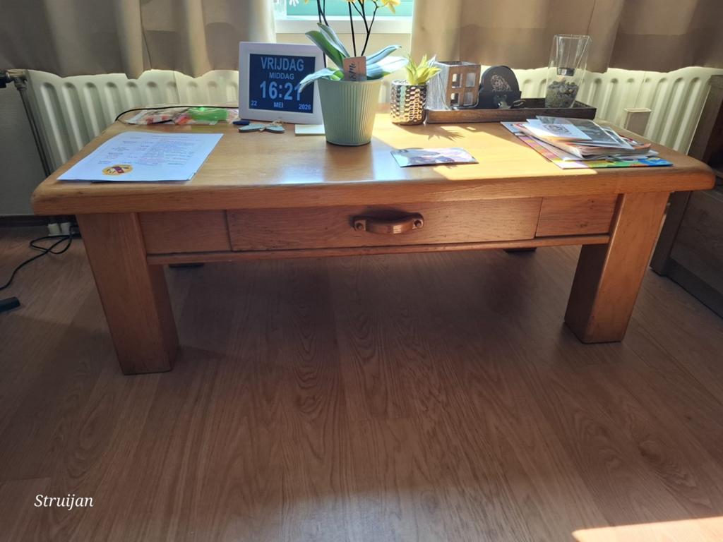 ≥ Salontafel gratis ophalen in Rheden (uiterlijk woensdag) — Tafels ...