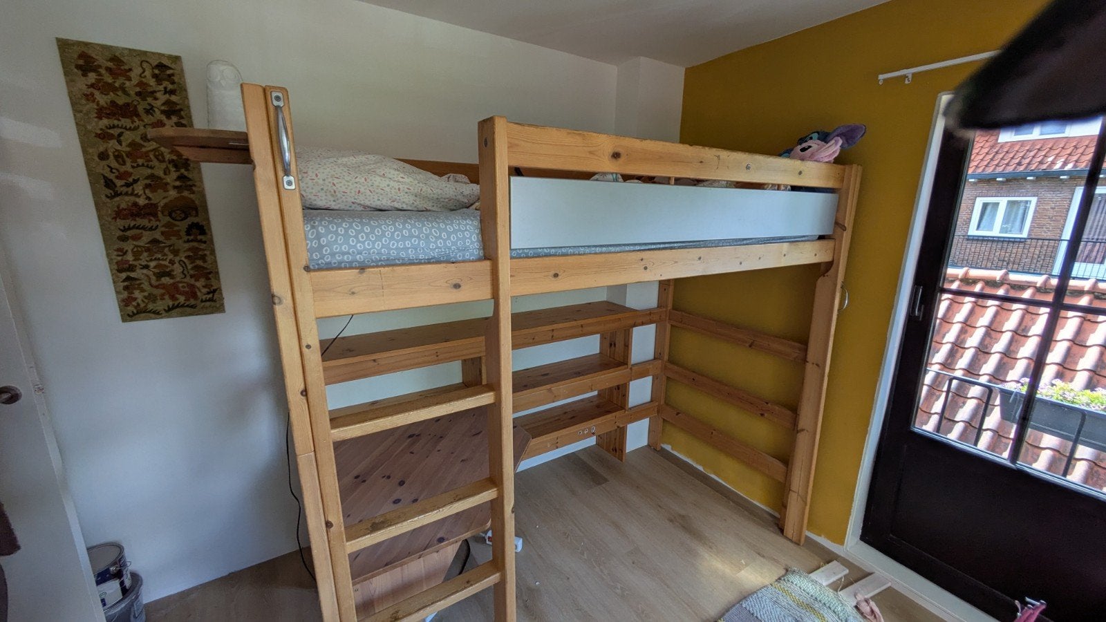 ≥ Lundia houten hoogslaper met bureau en planken — Slaapkamer ...