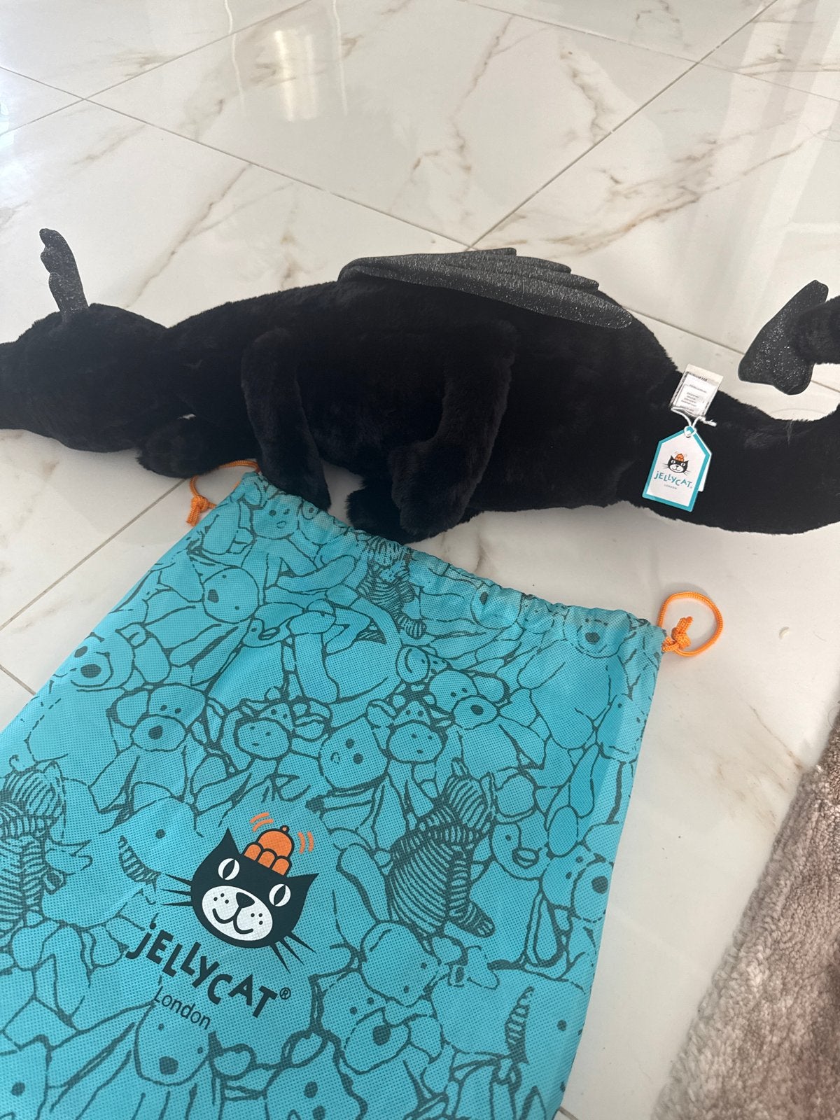 ≥ Nieuwe Jellycat Onyx Dragon Huge - Zwart met labels (m2405208701 ...
