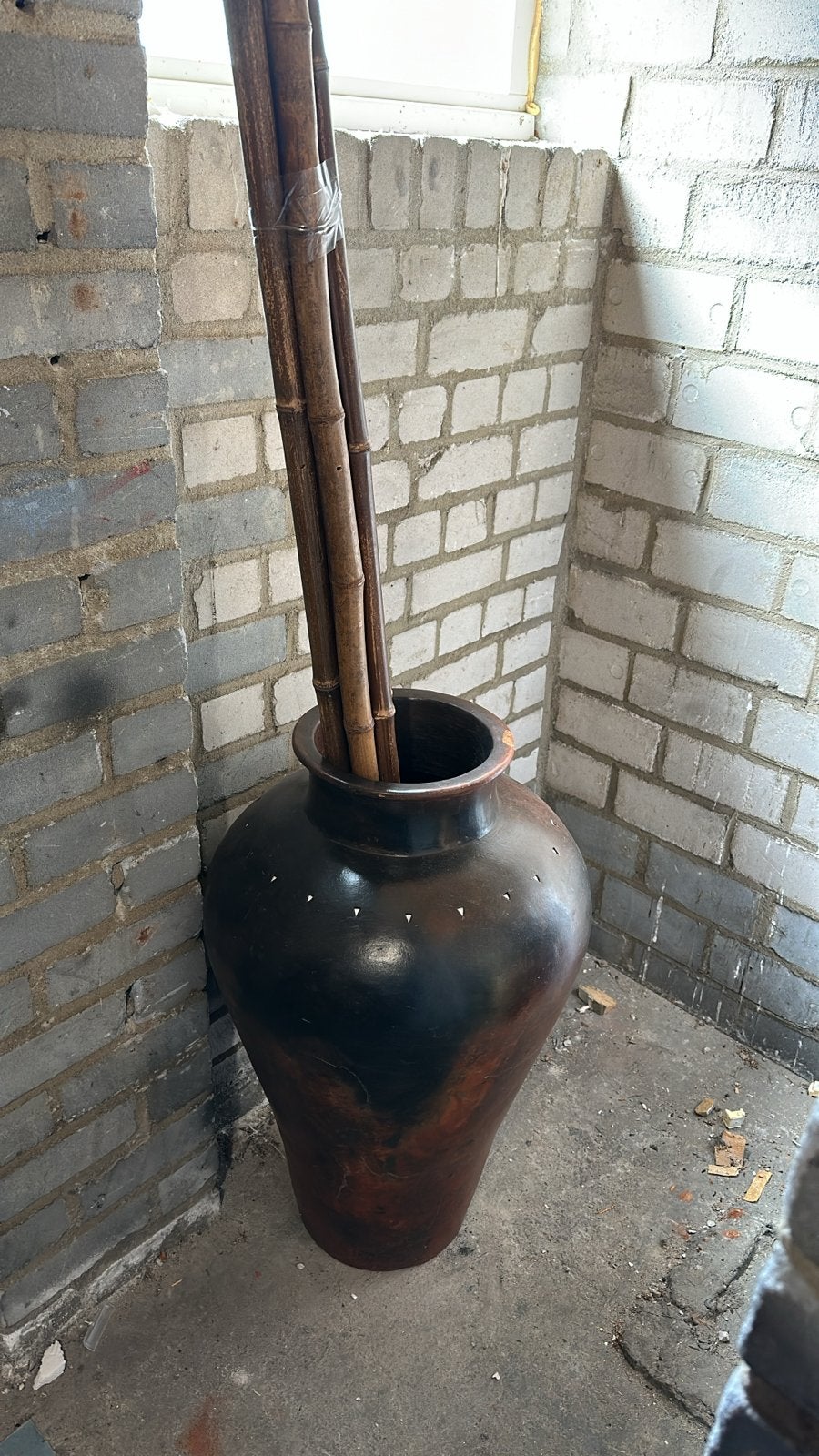 ≥ Decoratieve vaas met bamboe stokken +/- 100cm hoog (m2408268643 ...