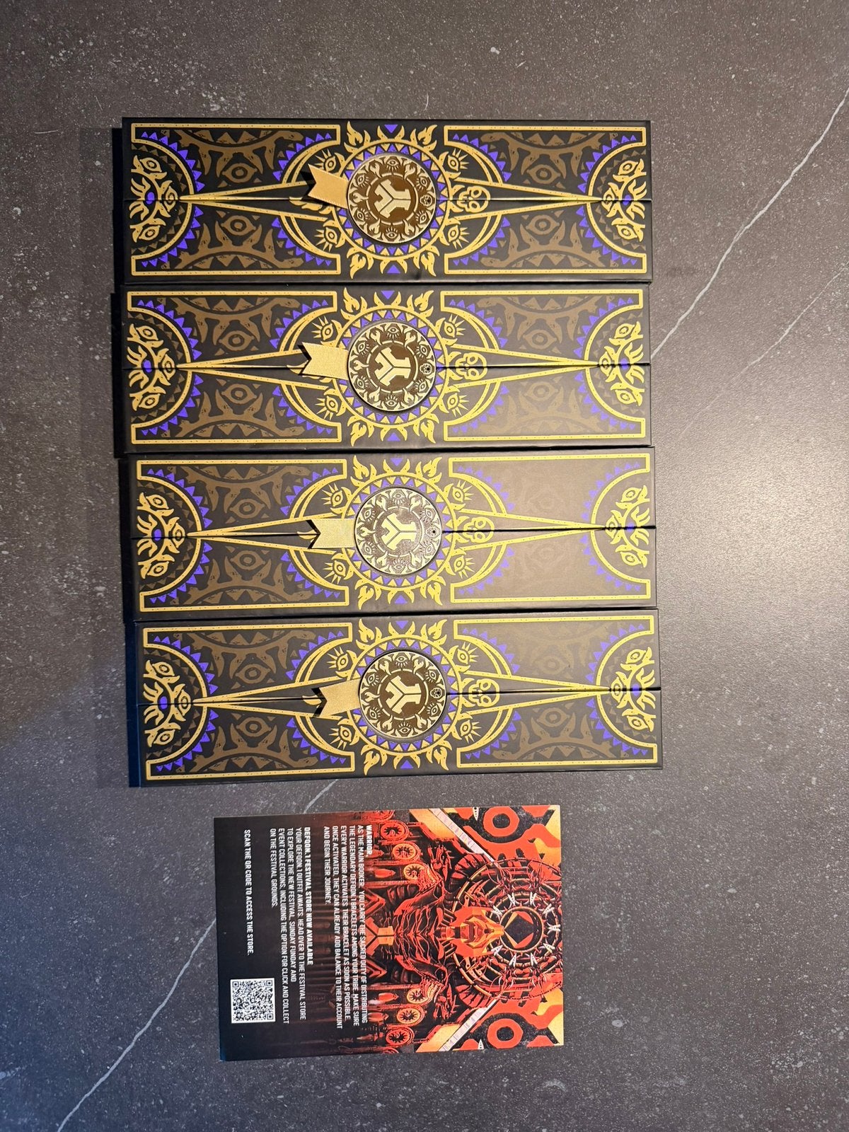 ≥ DEFQON.1 - SATURDAY TICKETS (4x) incl. parking en locker ...