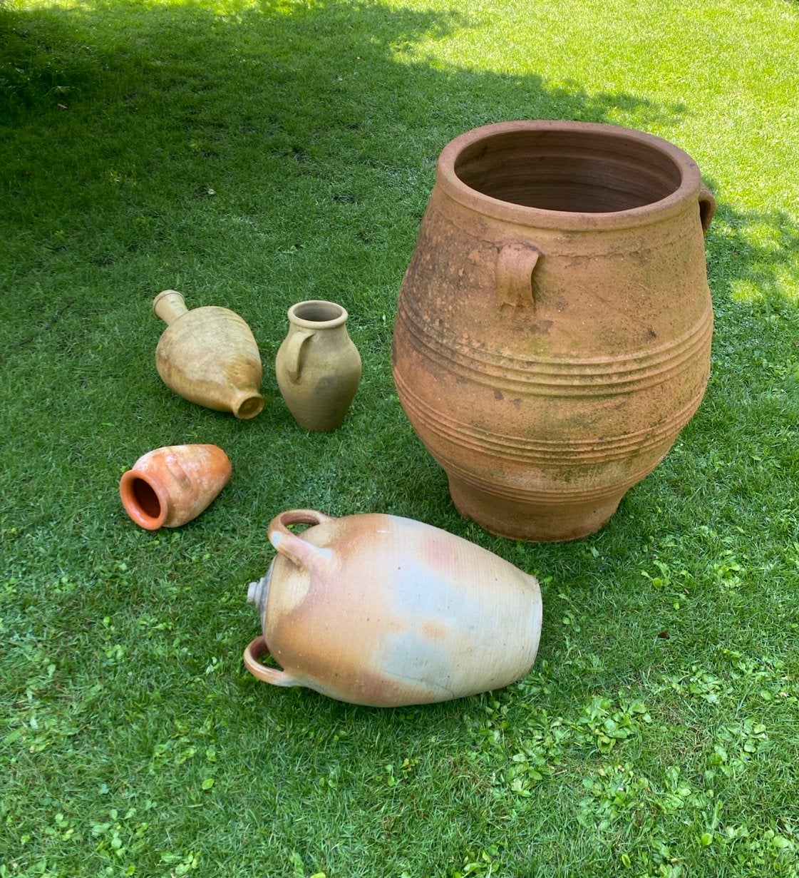 ≥ Antieke Terracotta Potten en Kruiken Set — Tuinbeelden — Marktplaats