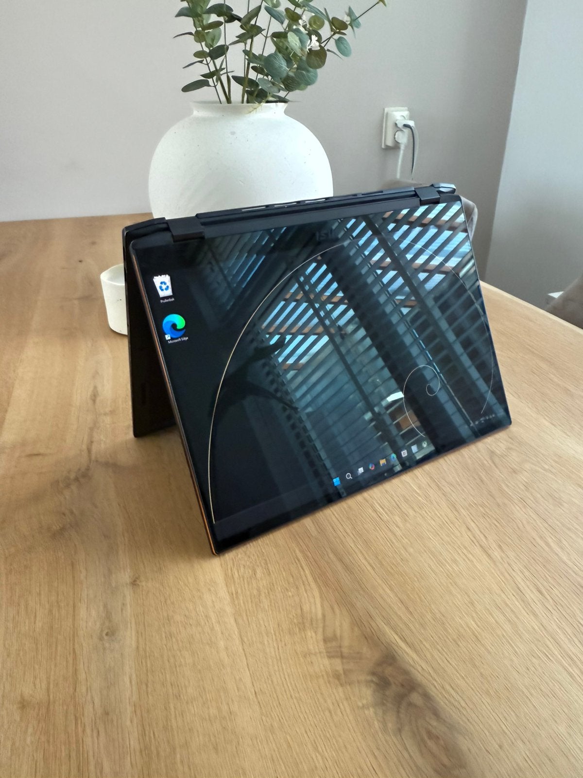 ≥ MSI Summit E16 Flip Evo i7-1195G7 16GB RAM (m2407329723) — Windows ...