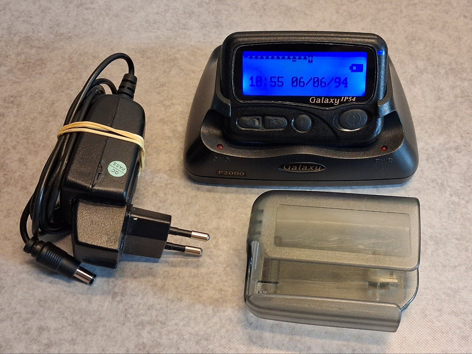 ≥ Galaxy IP54 Pager met Oplader en Holster — Zenders en Ontvangers ...