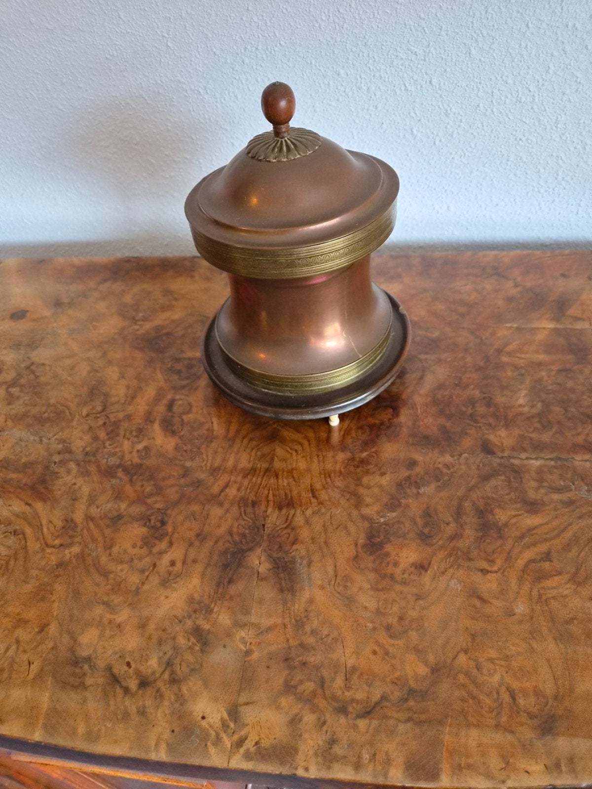 ≥ Antieke 19e-eeuwse tabakspot van koper — Antiek | Koper en Brons ...