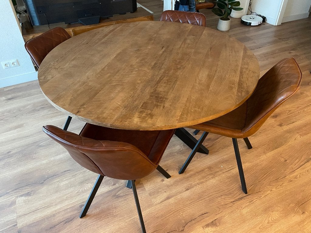 ≥ Livingfurn - Eetkamertafel Jesper Round met matrix poot — Tafels ...