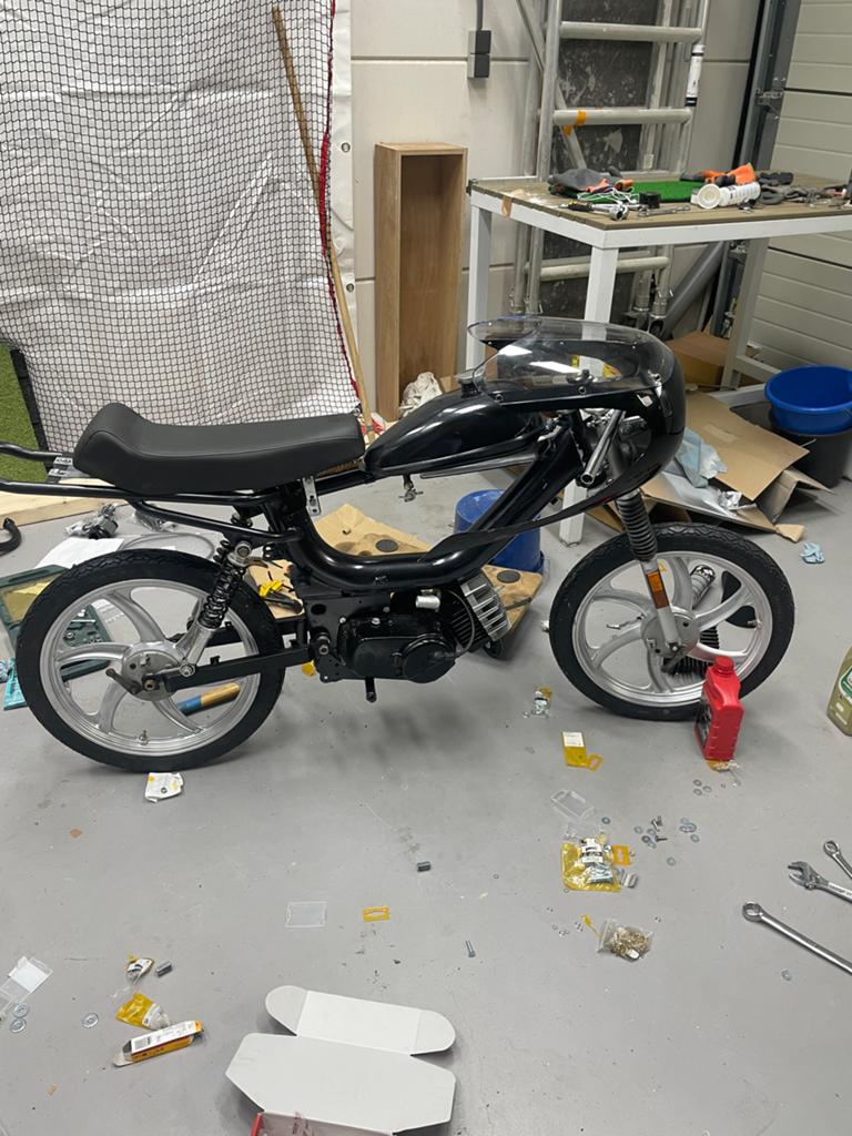 ≥ Tomos brommer met racekuip - Uniek project! — Brommers | Puch ...