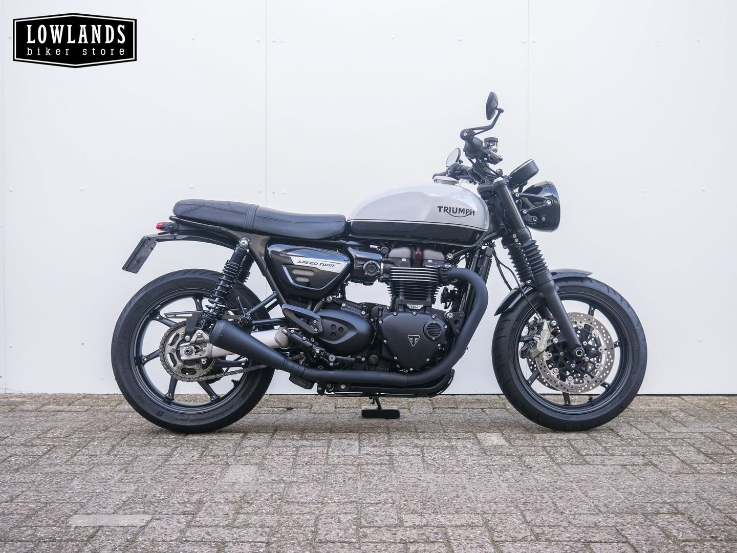 ≥ TRIUMPH SPEED TWIN 1200 CUSTOM (bj 2019) — Motoren | Triumph ...
