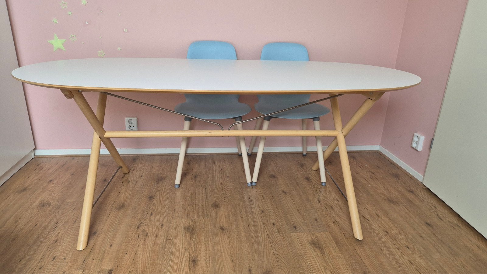 ≥ IKEA DALSHULT eettafel met 4 stoelen - Zeer goede staat — Tafels ...