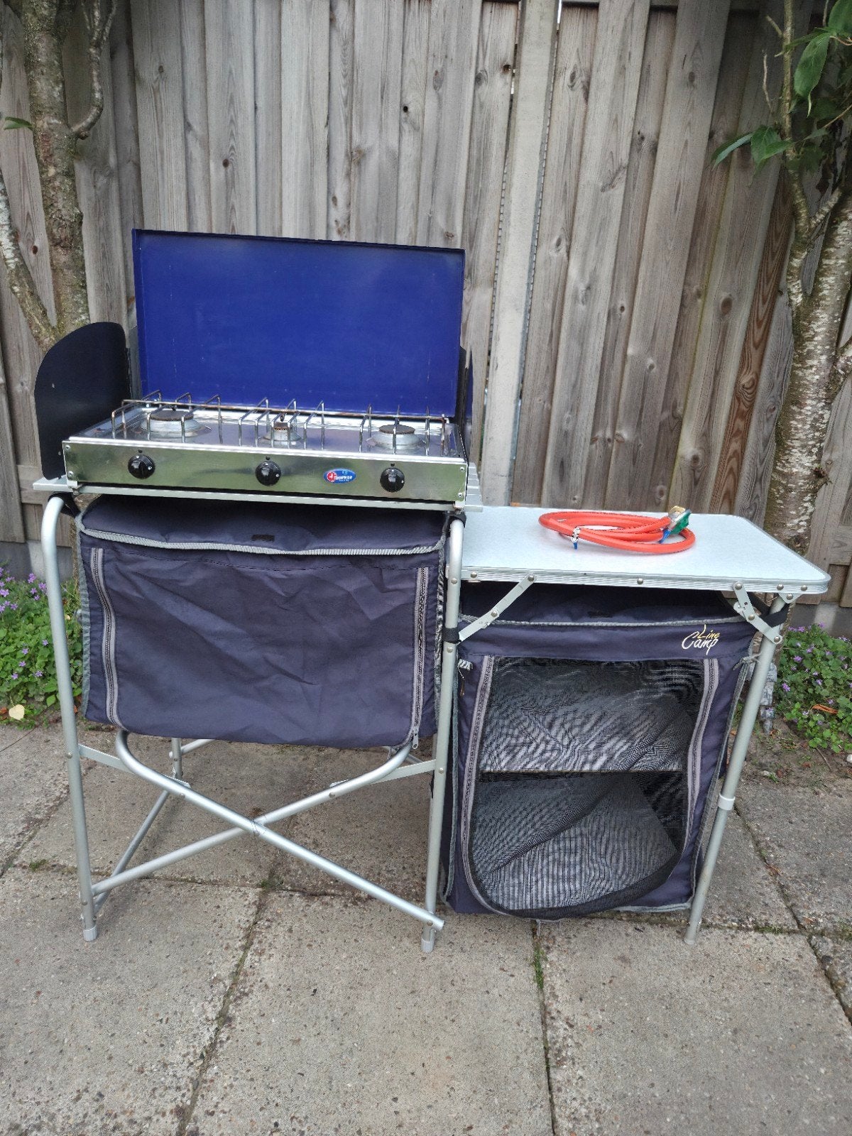 ≥ Complete Campingkeuken met 3-pits gasfornuis en opbergruimte ...