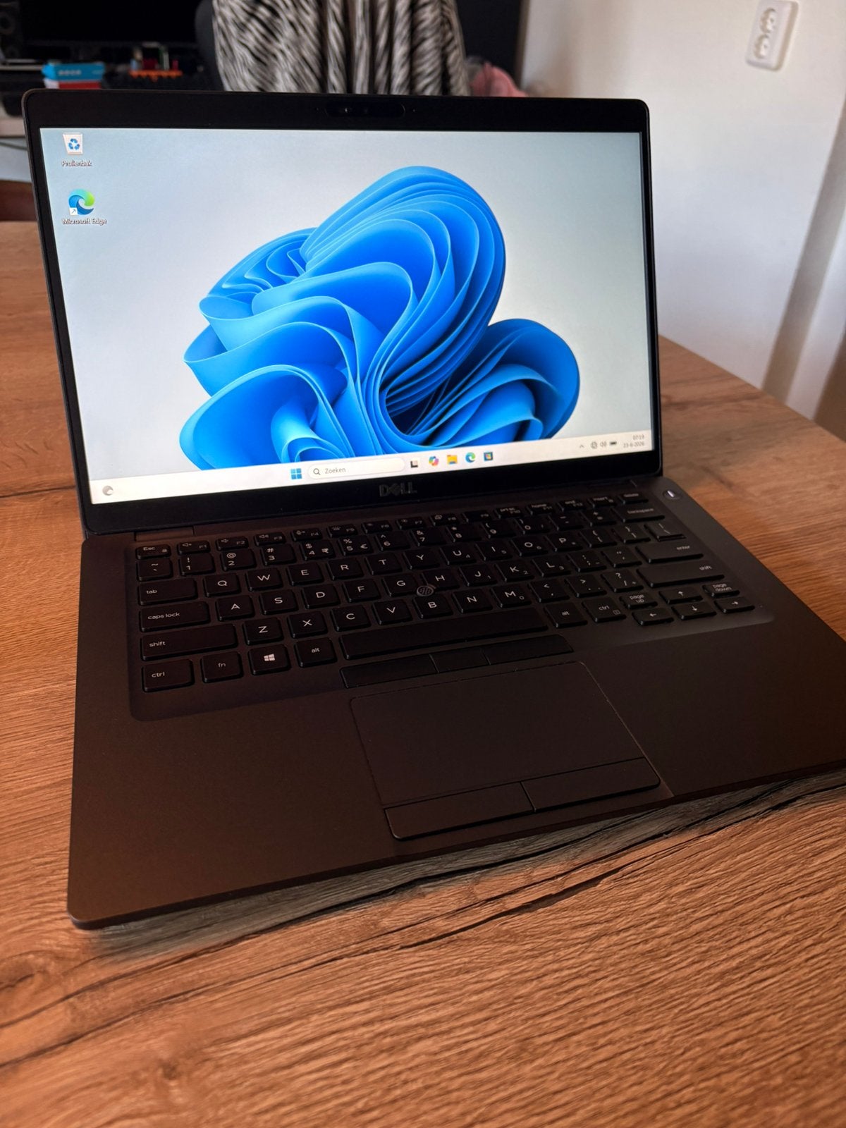 ≥ Dell Latitude 5400 | Intel i5 | 16GB RAM | 256GB SSD | — Windows ...