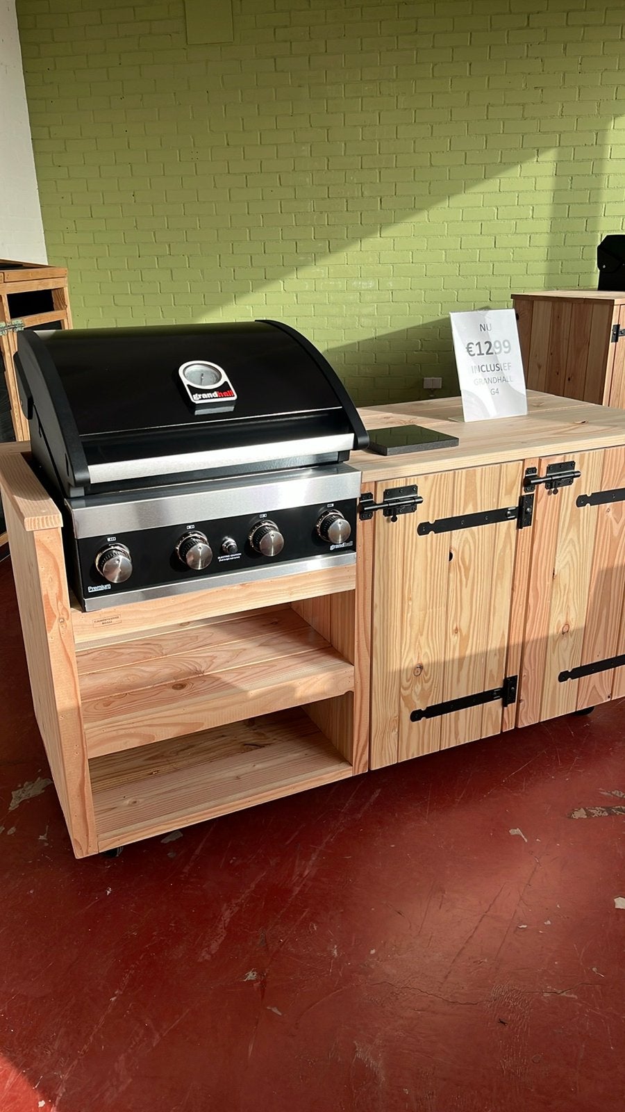 ≥ Grandhall G4 Gasbarbecue met Houten Buitenkeuken — Buitenkeukens ...