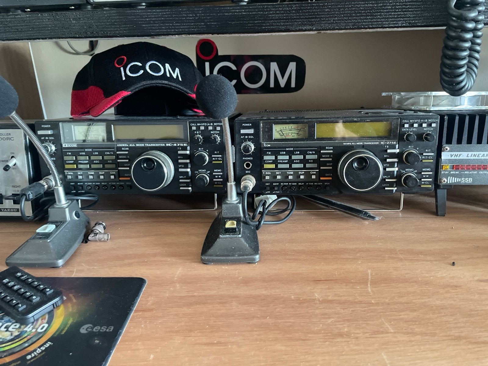 ≥ ICOM IC-275E en IC-475E All Mode Transceivers — Zenders en Ontvangers ...