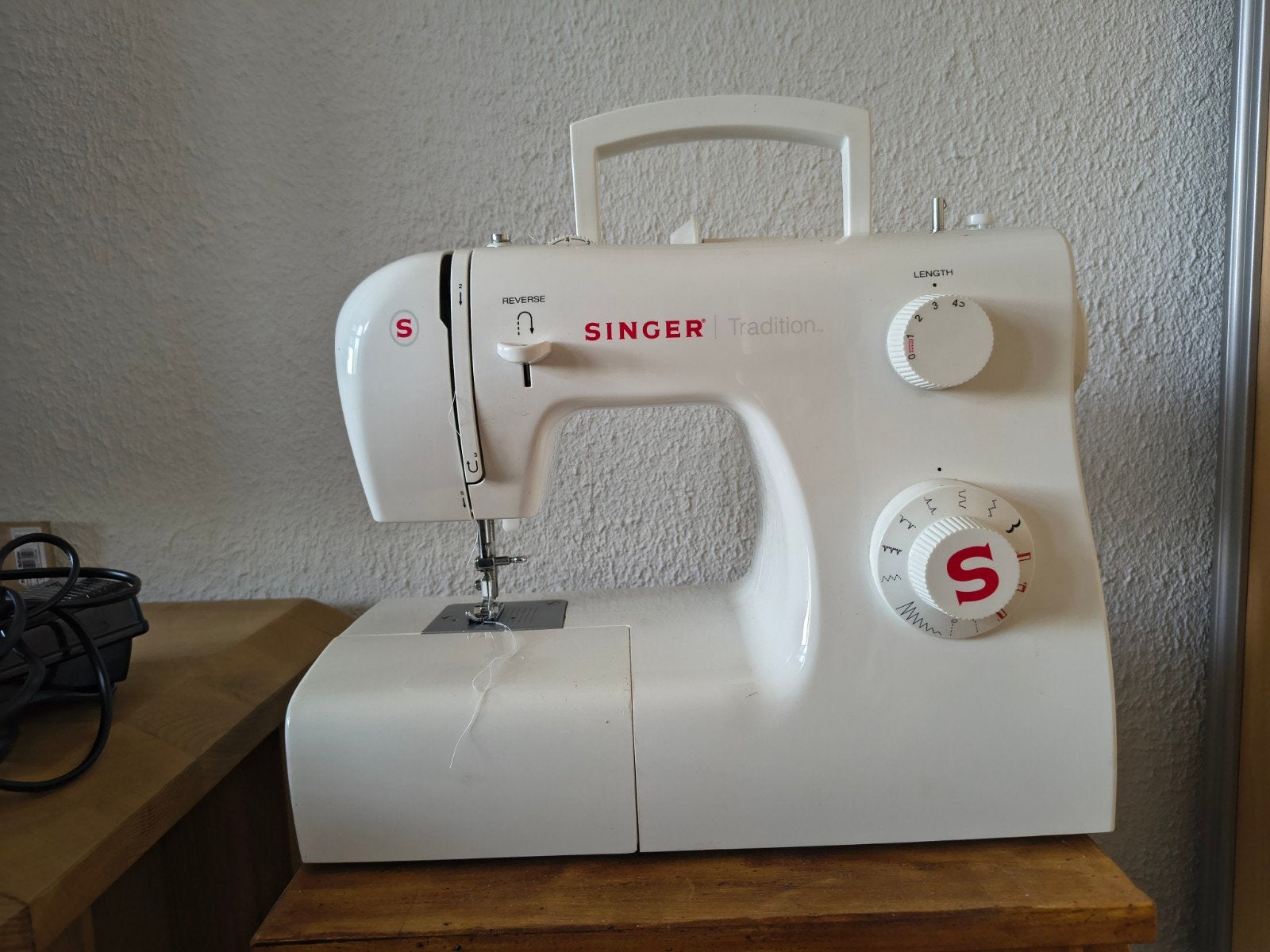 ≥ Singer Tradition 2250 Naaimachine — Naaimachines en Toebehoren ...