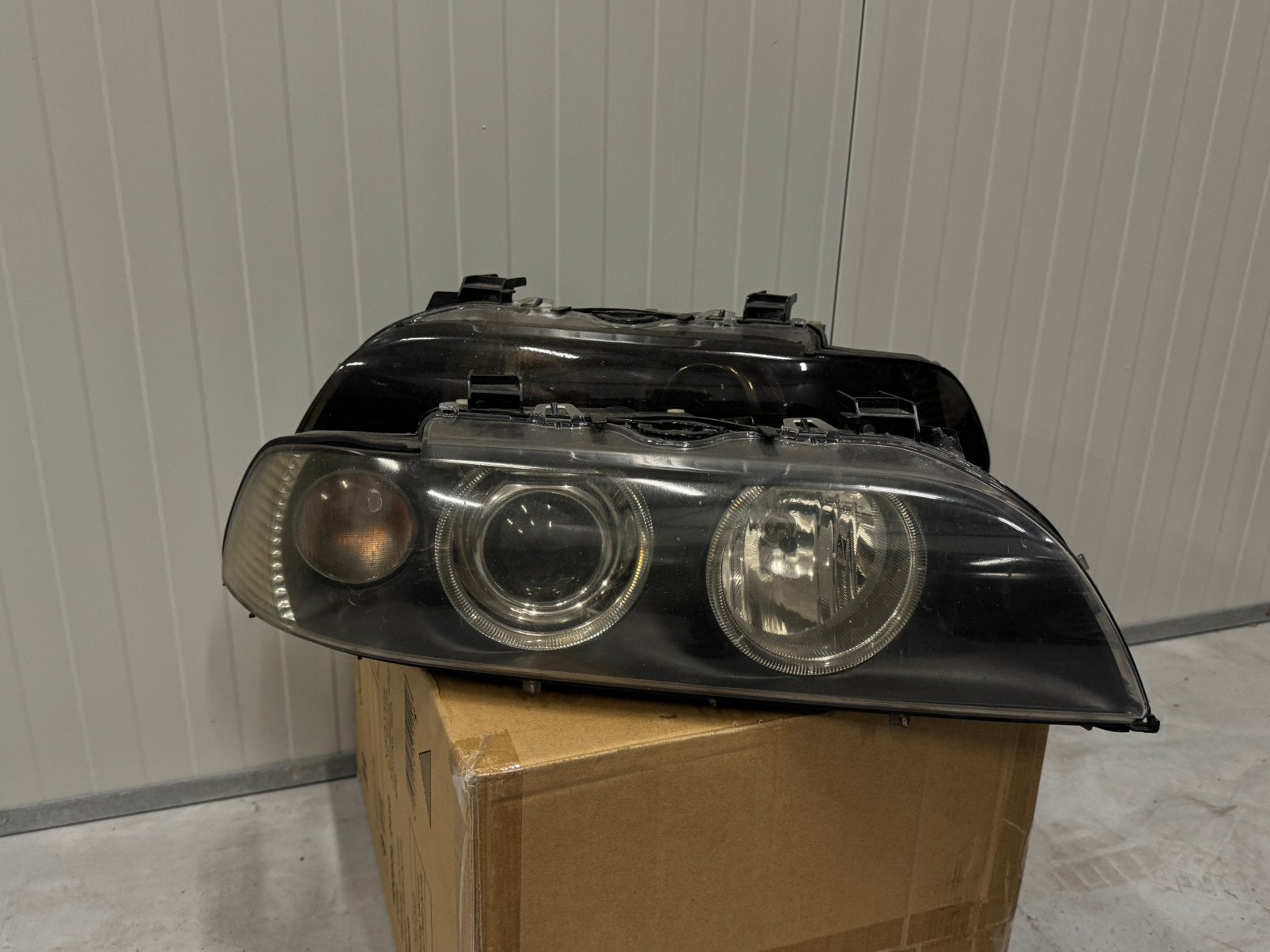 ≥ BMW E39 facelift LCI Xenon Koplampen OEM Angeleyes — Verlichting ...