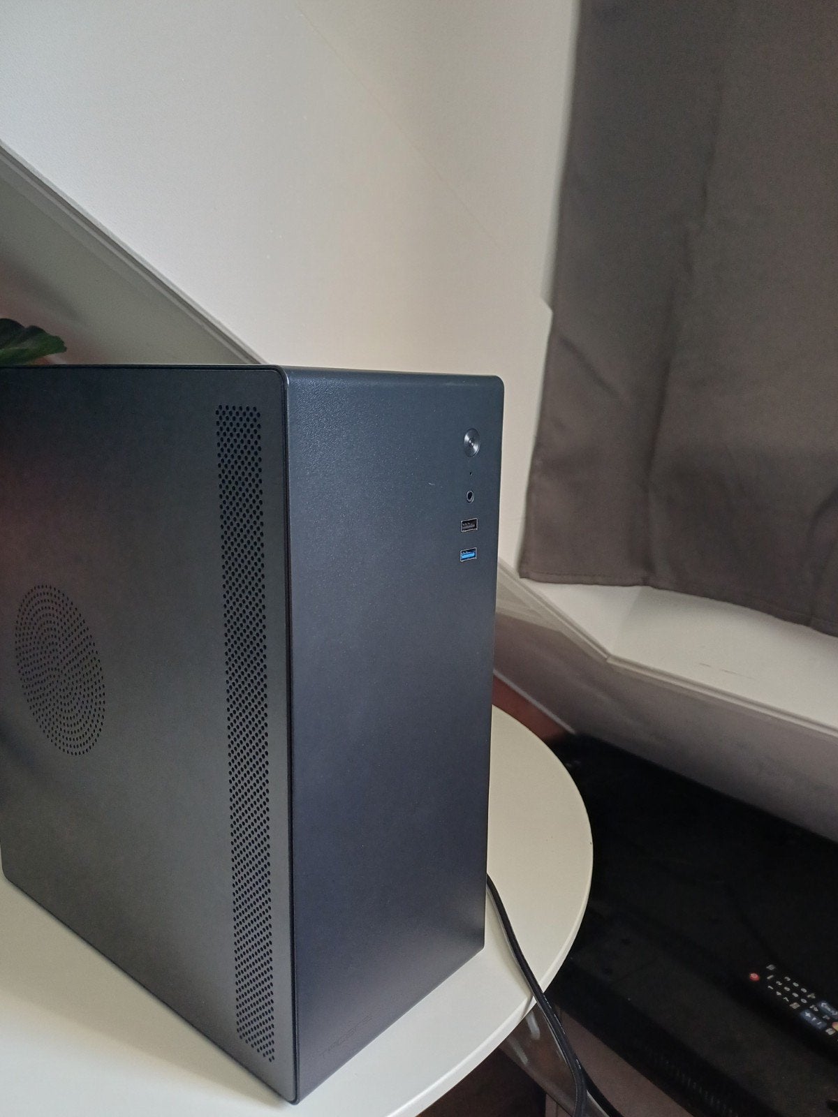 ≥ Nette PC. Ryzen 3 4100, 8GB DDR4 RAM, GT730 — Desktop Pc's — Marktplaats