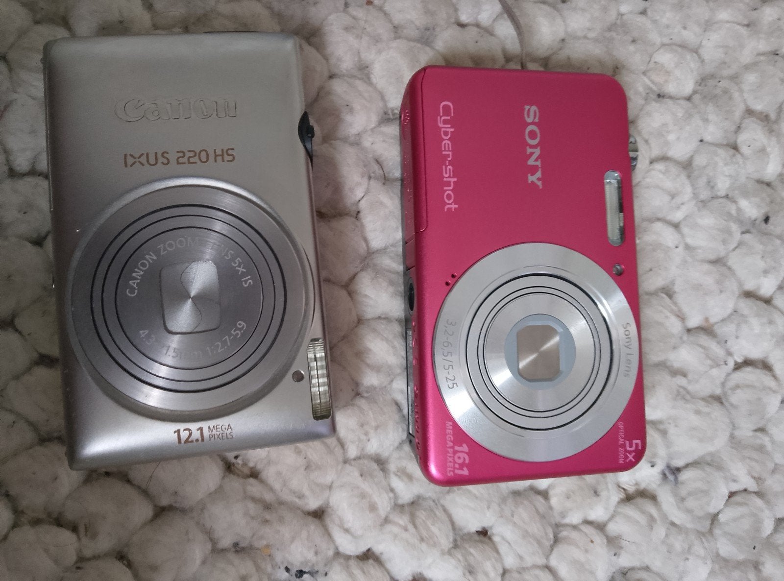 ≥ Canon IXUS 220 HS & Sony Cyber-shot DSC-W710 Compactcamera's ...