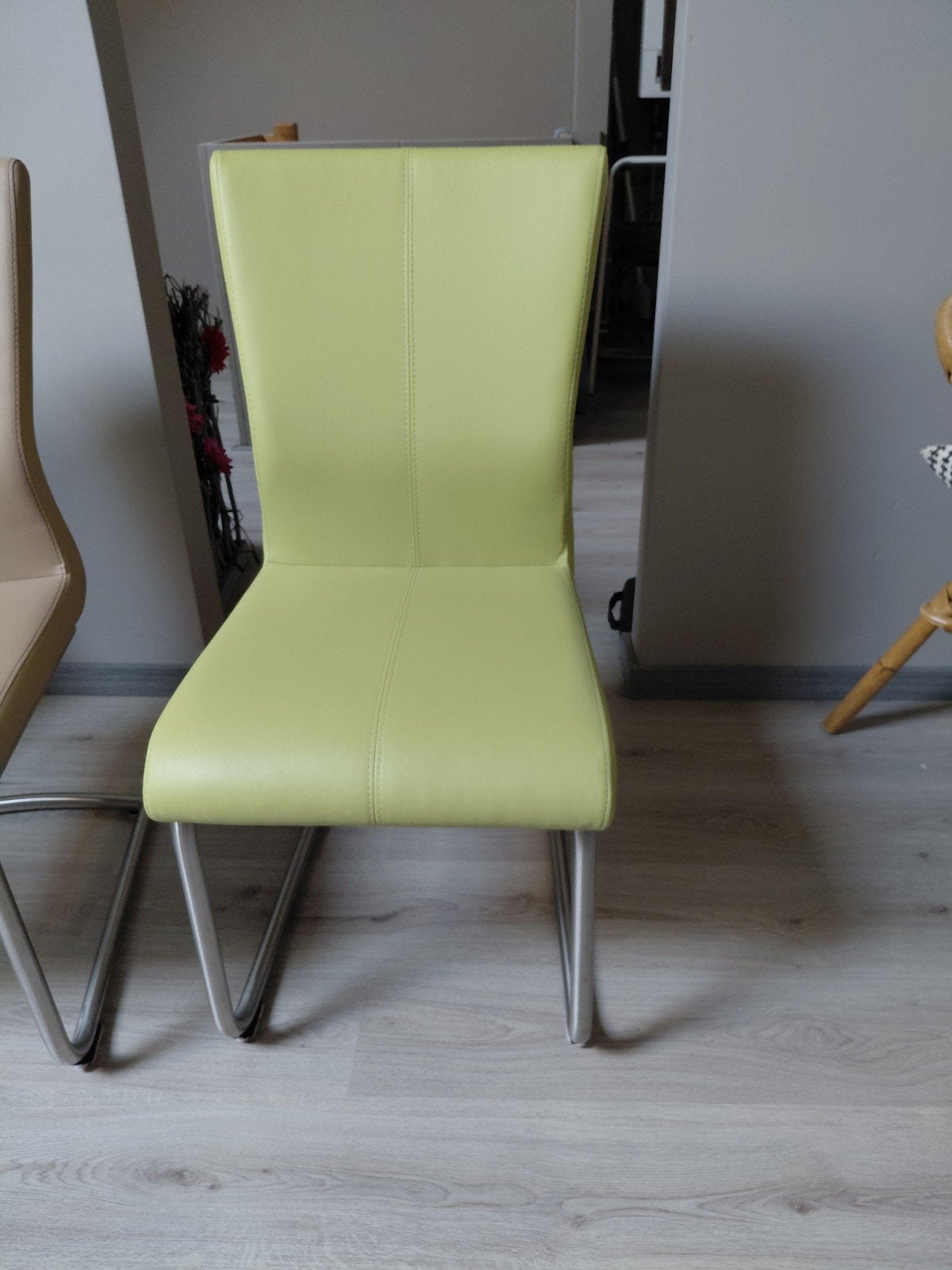 ≥ Moderne eetkamerstoelen in diverse kleuren — Stoelen — Marktplaats