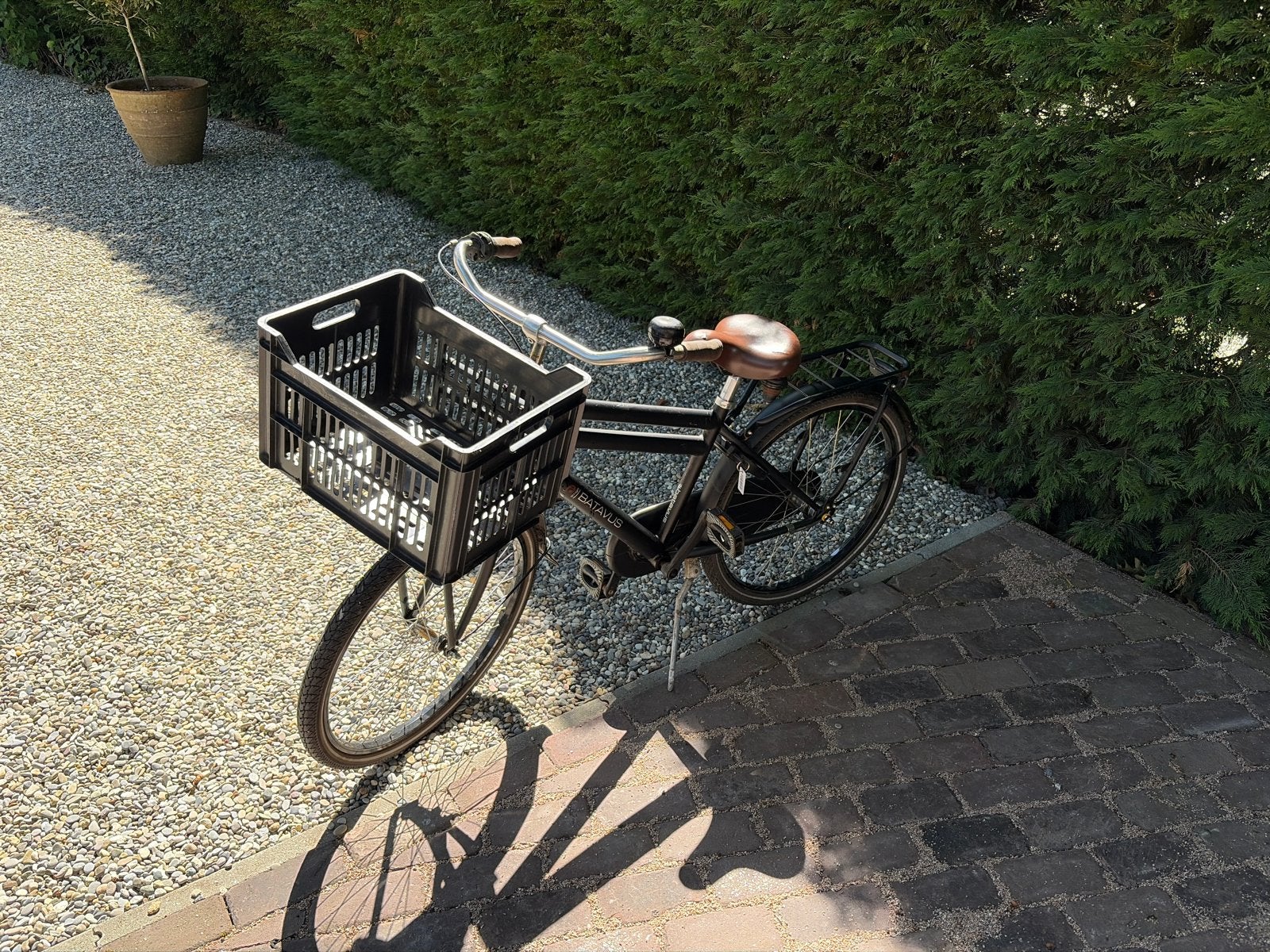 ≥ Batavus Amigo (24 inch, zwart, 3 versnellingen, mandje) — Fietsen ...
