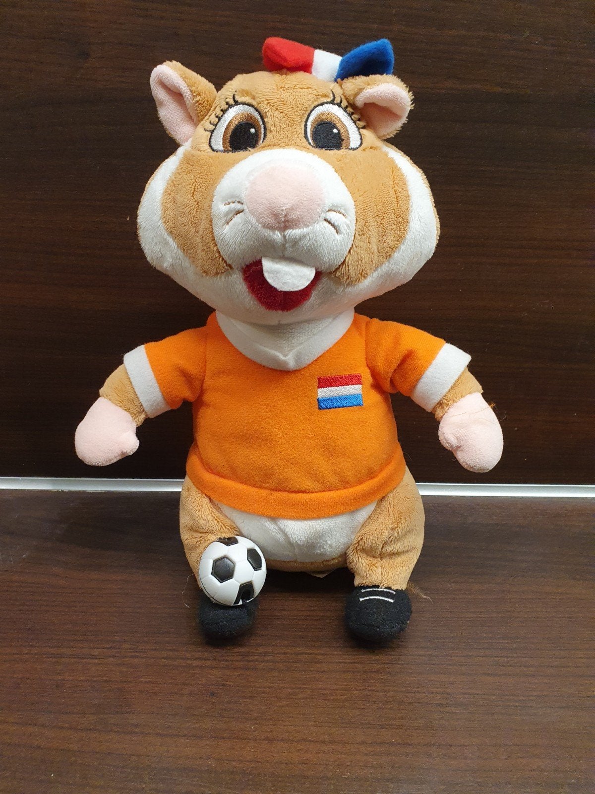 ≥ Hamster knuffel in Oranje voetbaltenue - WK/EK — Speelgoed | Knuffels ...