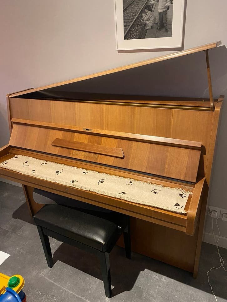 ≥ Klassieke piano - originele mooie kleur — Piano's — Marktplaats
