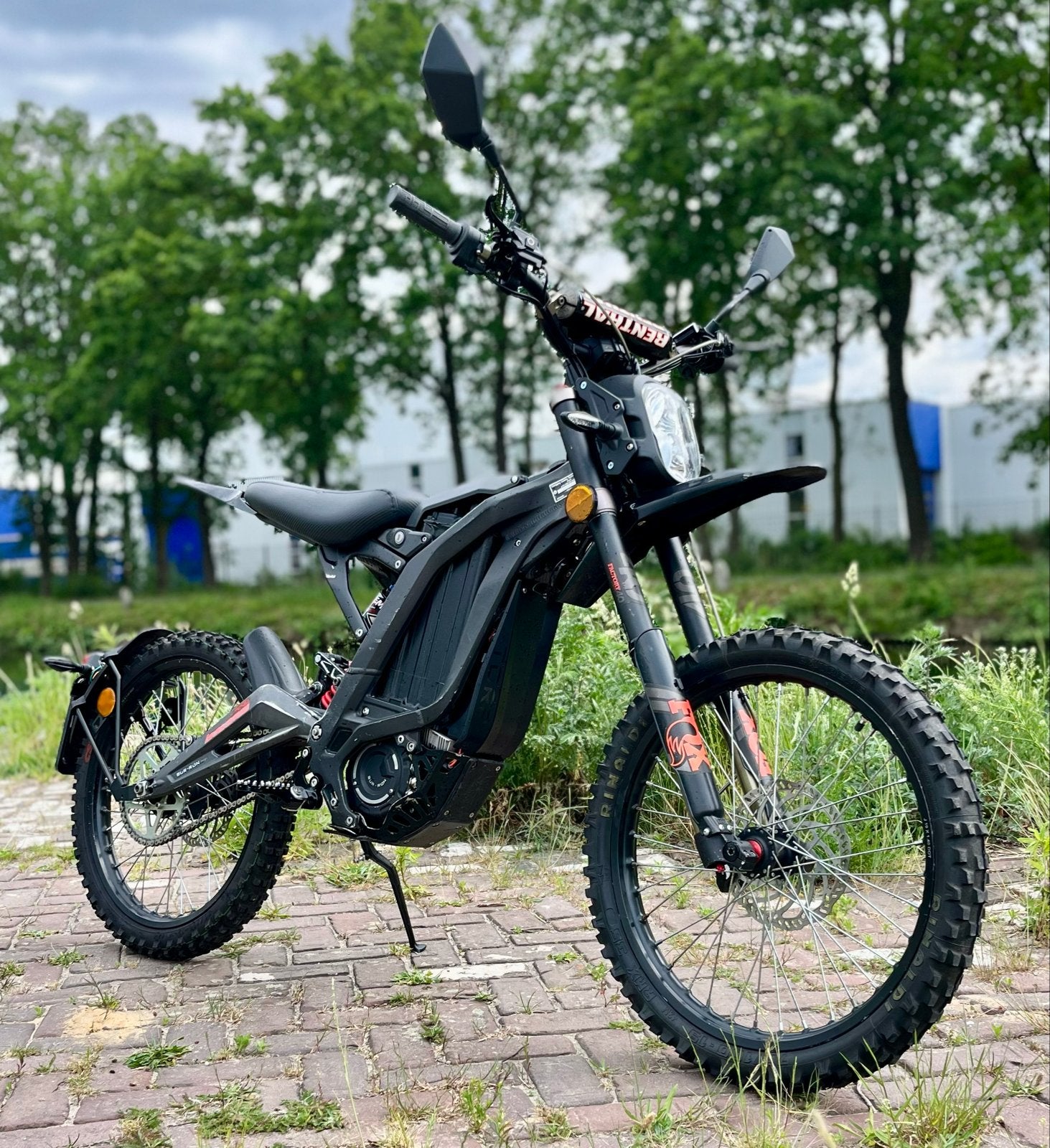 ≥ Surron Light Bee 2022 met Torp TC 500 controller en upgrades ...