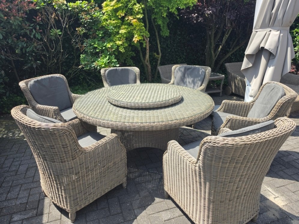 ≥ 4 Seasons Outdoor tafel met 6 stoelen en kussens — Tuinsets en ...