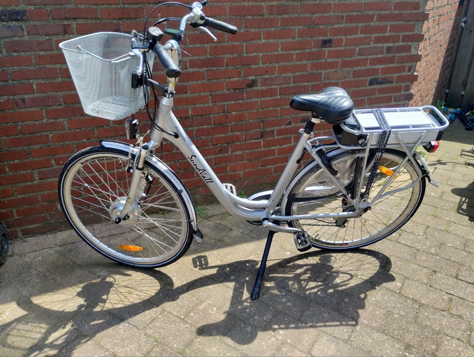 ≥ Nette elektrische fiets met 2 accu's en lader (m2405149827 ...