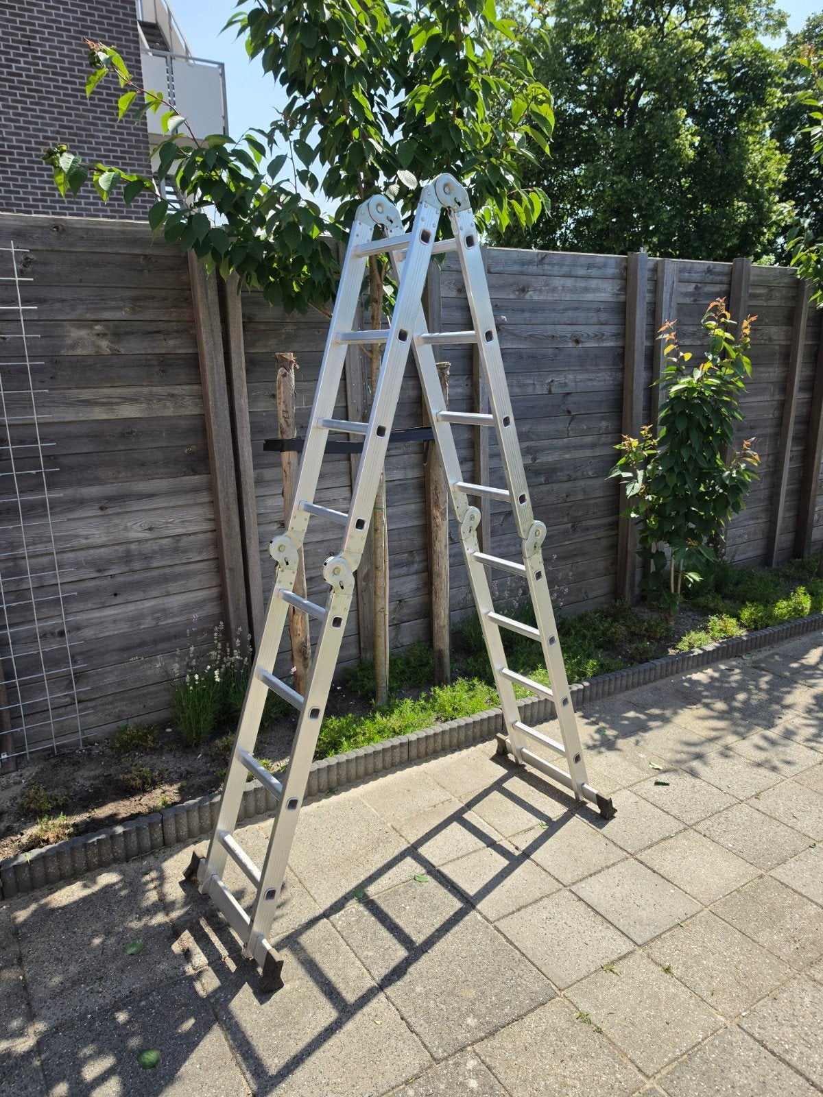 ≥ Multifunctionele Opvouwbare Ladder/Werkbank - Gebruikt — Ladders en ...