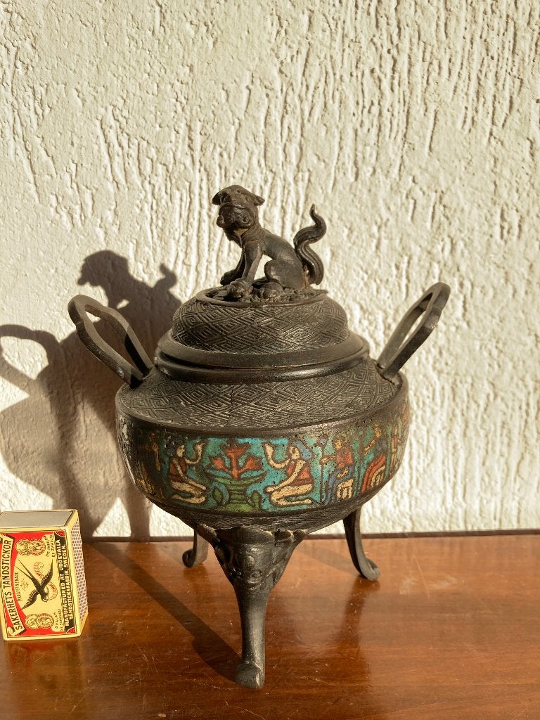 ≥ Antiek Aziatisch bronzen koro wierookbrander pot op pootjes — Antiek ...