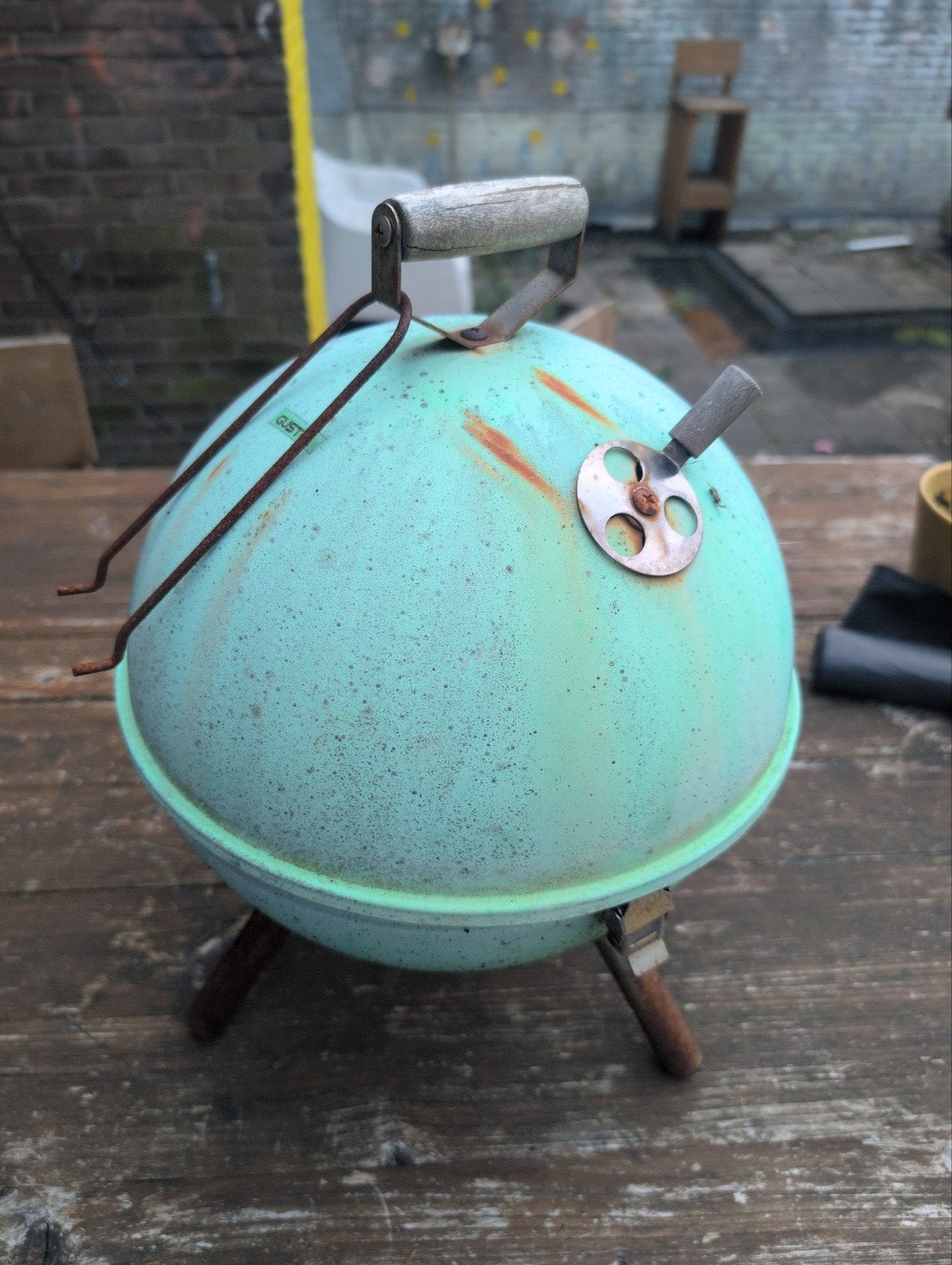 ≥ Vintage draagbare barbecue - turquoise — Houtskoolbarbecues — Marktplaats