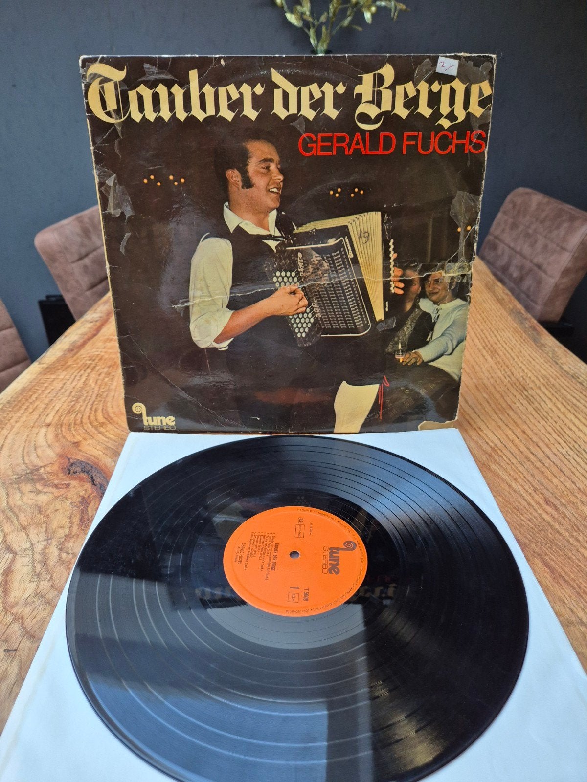 ≥ Gerald Fuchs - Zauber der Berge LP (Streekmuziek) (m2408332512 ...
