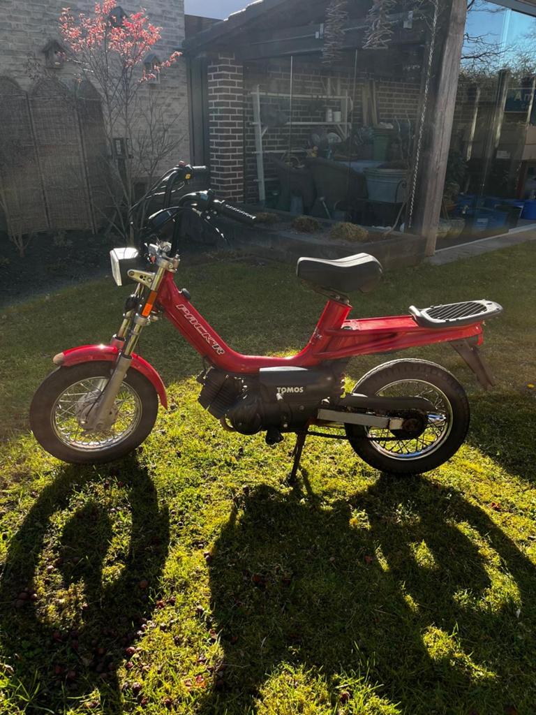 ≥ Tomos Pack'R Bromfiets - Rood met Topkoffer — Brommers | Tomos ...