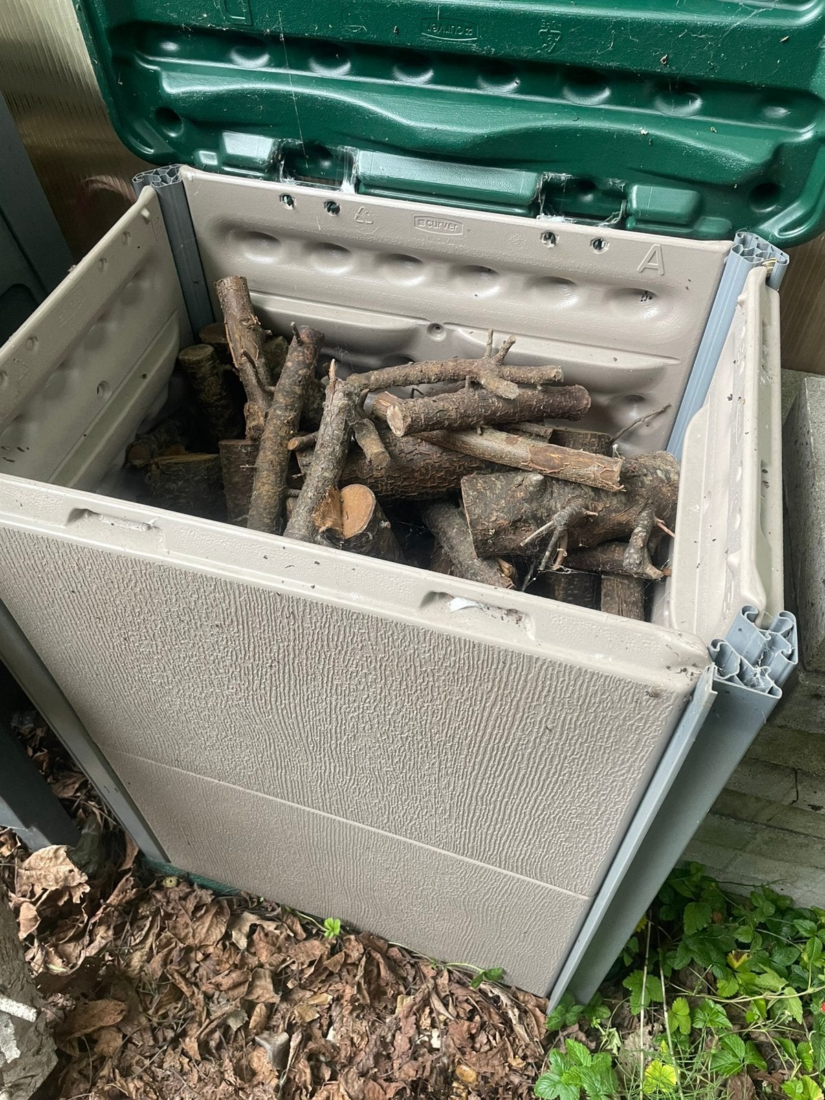 ≥ Gratis haardhout/fruitboom/stam/hout brandhout — Haardhout — Marktplaats