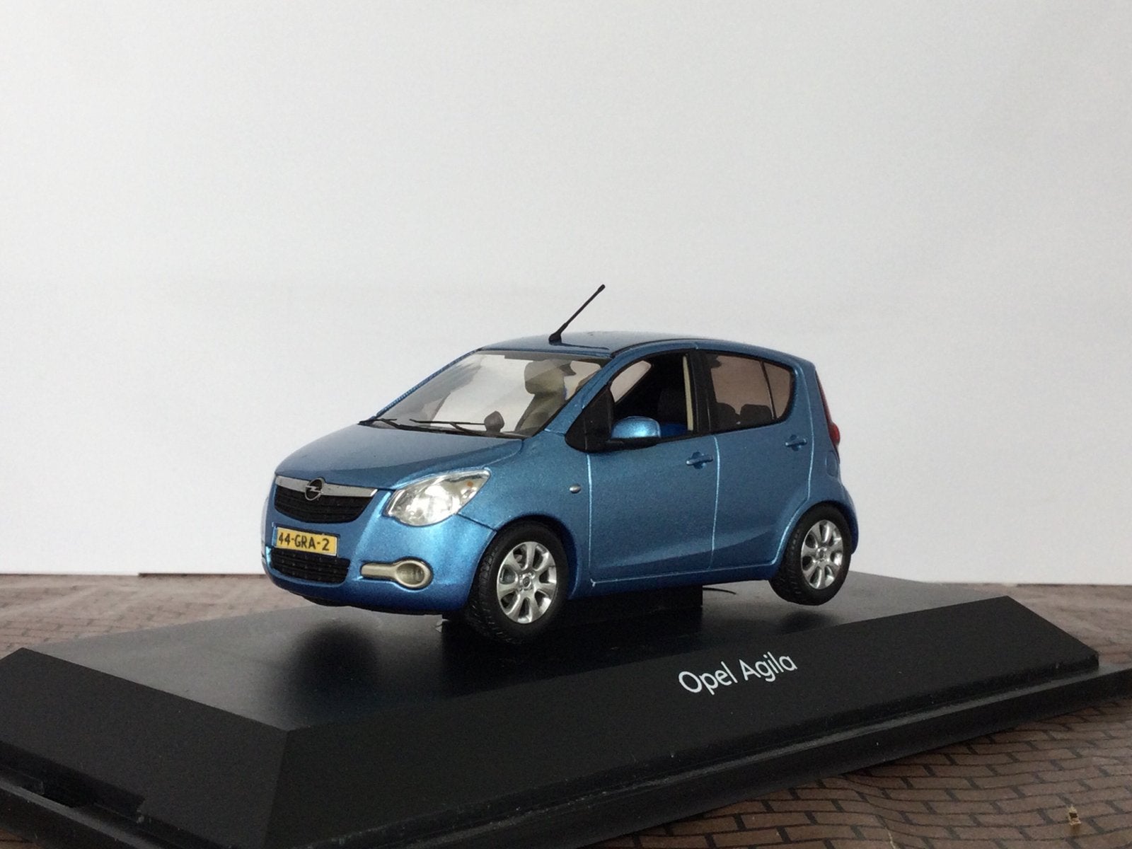 ≥ Opel Agila B 2009 Blauw Metallic Schuco 1:43 — Modelauto's | 1:43 ...