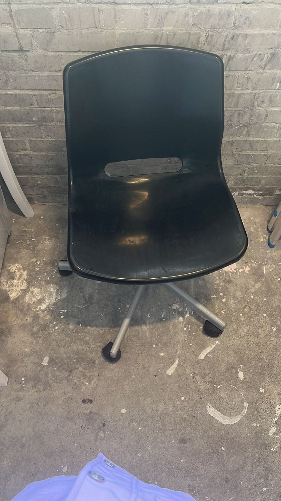≥ Zwarte Bureaustoel op Wielen (ikea) — Bureaustoelen — Marktplaats