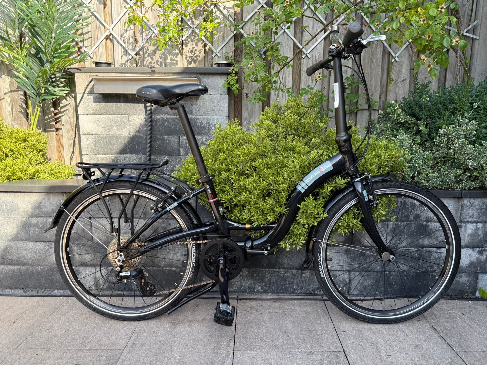 ≥ Nette Dahon Briza D8 vouwfiets 8 versnellingen 24 INCH — Fietsen ...