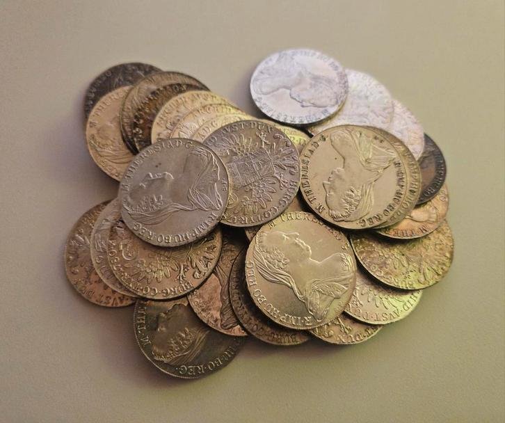 ≥ Lot van 31 Maria Theresia Thalers — Edelmetalen en Baren — Marktplaats