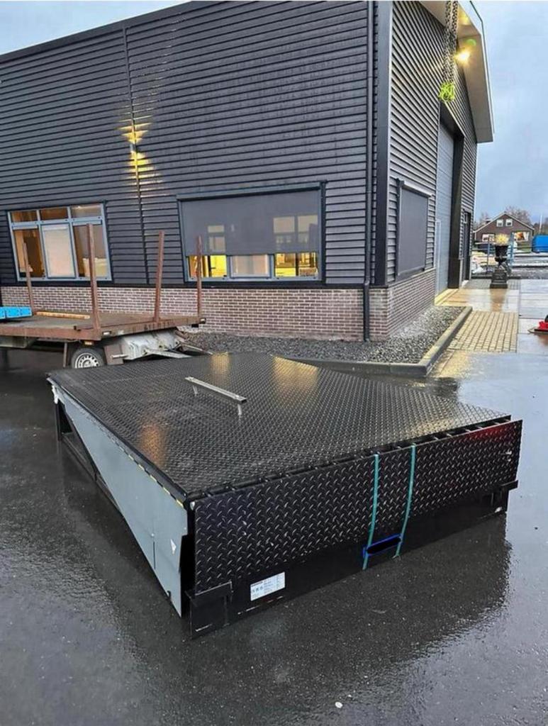 ≥ NIEUWE dockleveller laadperron laadbrug laaddock — Machines en Bouw ...