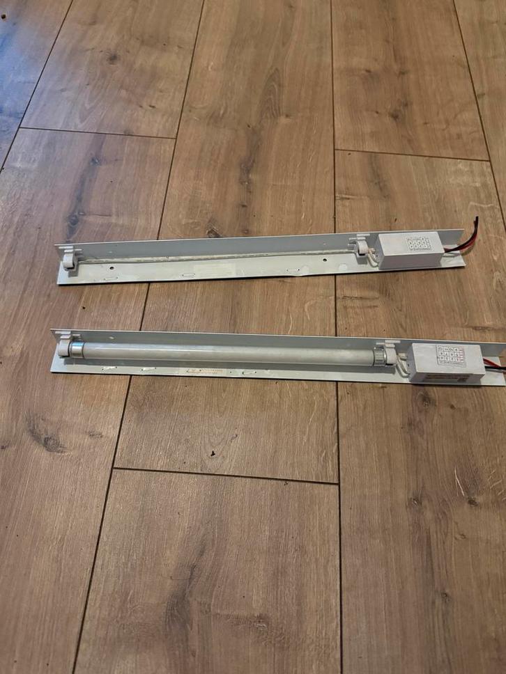 ≥ TL Armatuur Swift/Sprite Caravan - Verlichting — Caravan accessoires ...