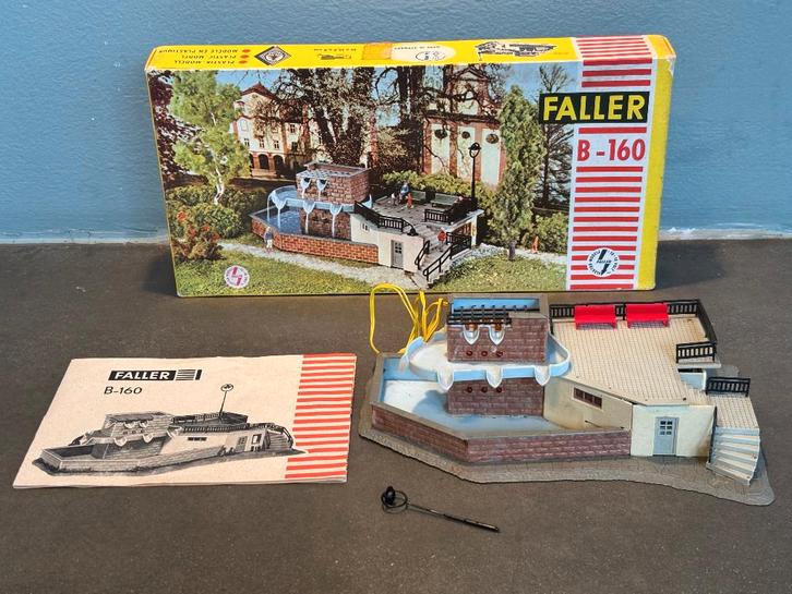 ≥ Faller B 160 stadsbron met terras — Modeltreinen | H0 — Marktplaats