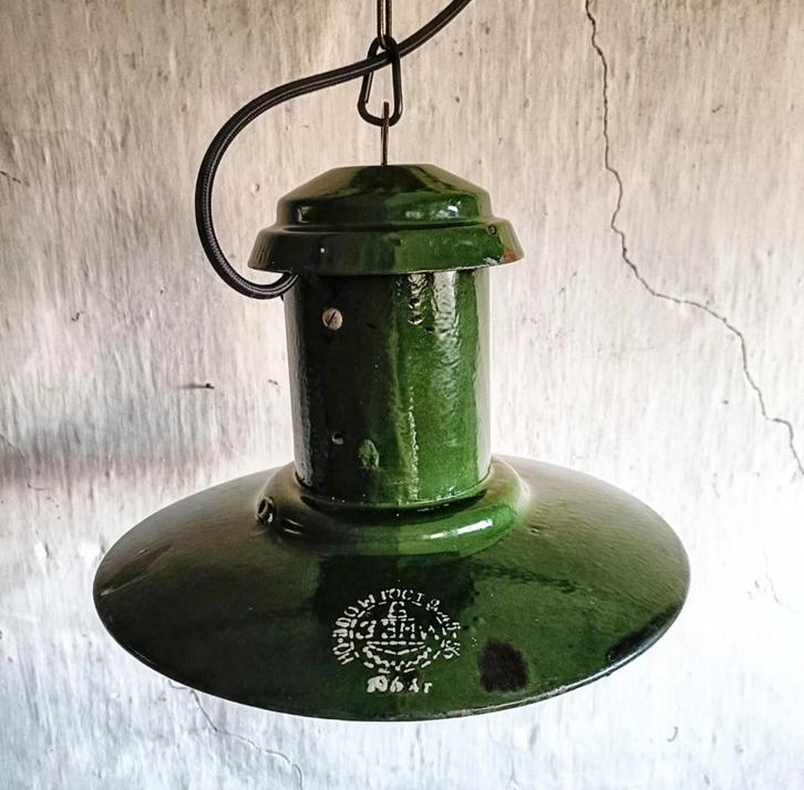 ≥ Vintage groene emaille stal lamp (1964) Sovjet Unie — Antiek | Lampen ...